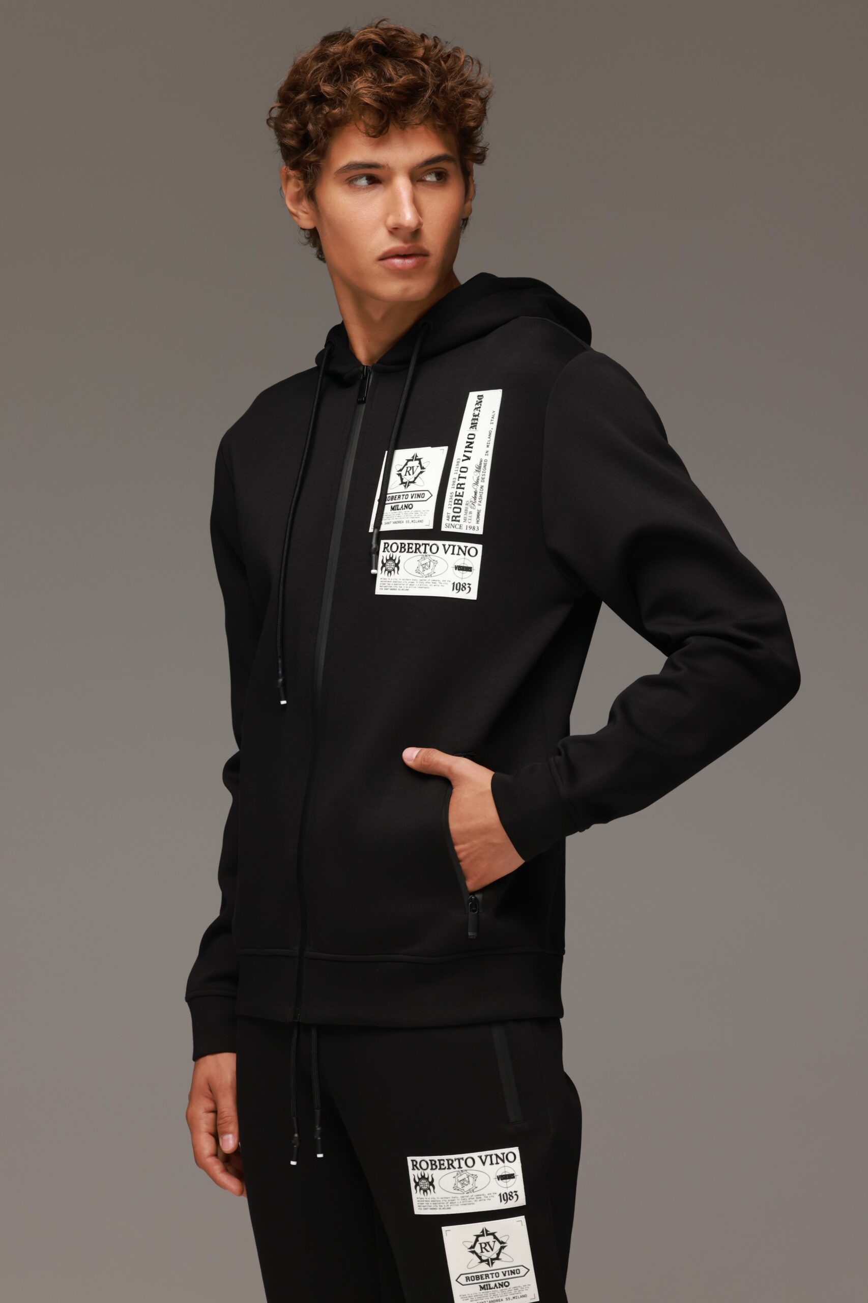 חליפת טרנינג ROBERTO VINO - Corner2