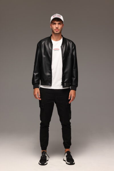 ROBERTO VINO - Corner2